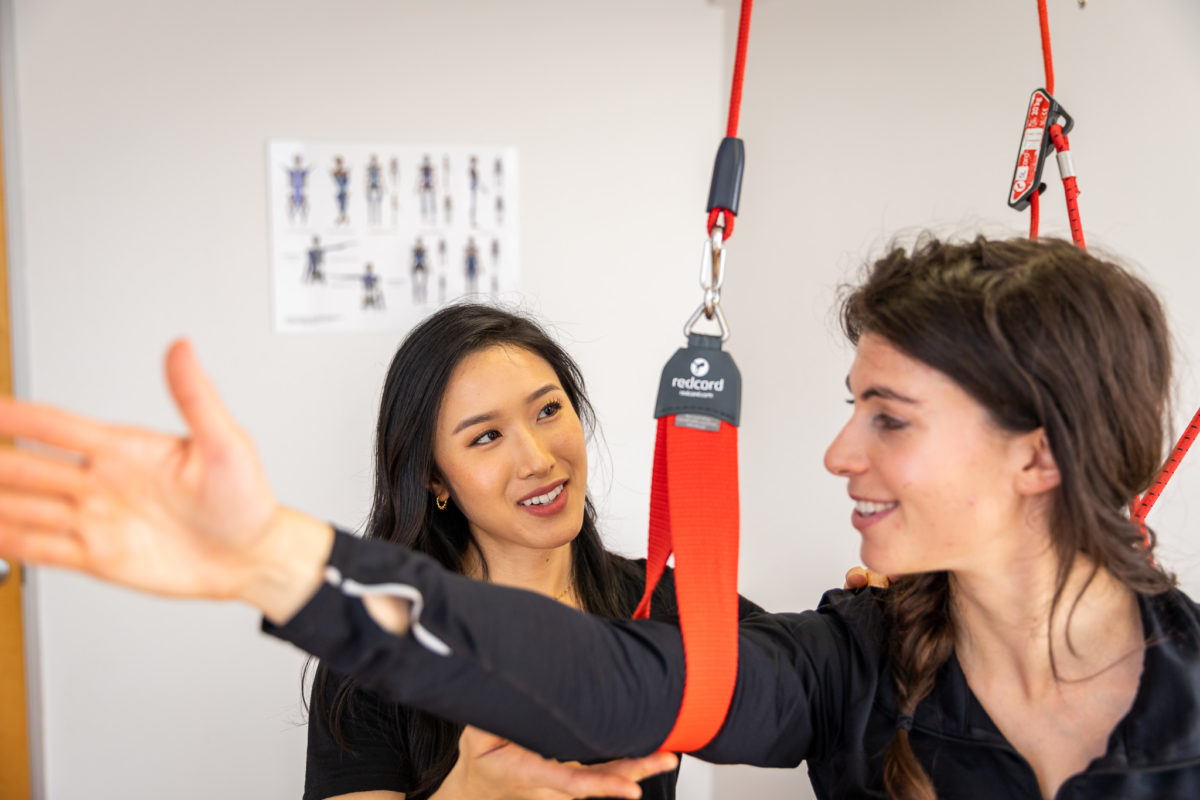 The application of the Neurac technique vs. manual therapy in patients ...